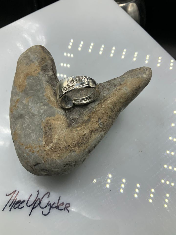 Ring 205 – Community Plate Floral Ring Size 13 – TheeUpCycler
